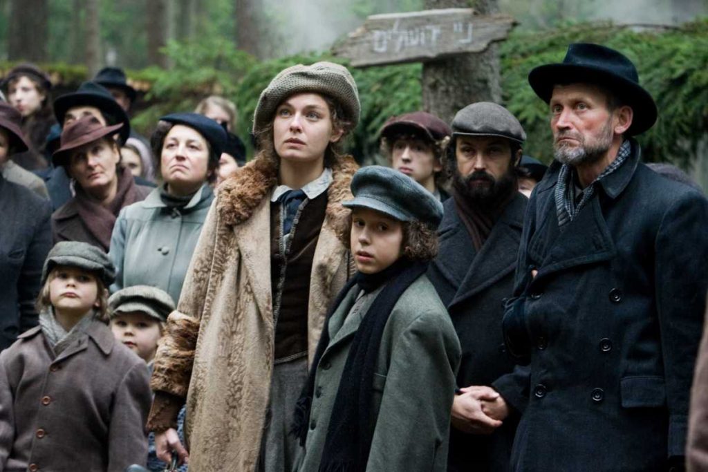 Defiance | Daniel Craig, i fratelli Bielski e la storia vera dietro il film