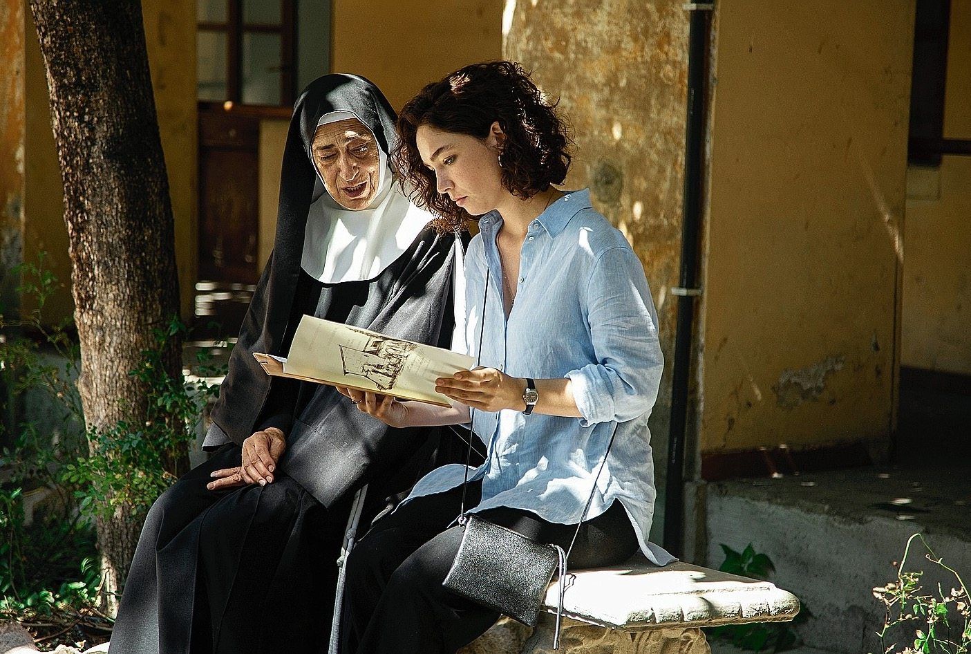 Divine: la recensione del film con Matilda De Angelis e Callum Turner