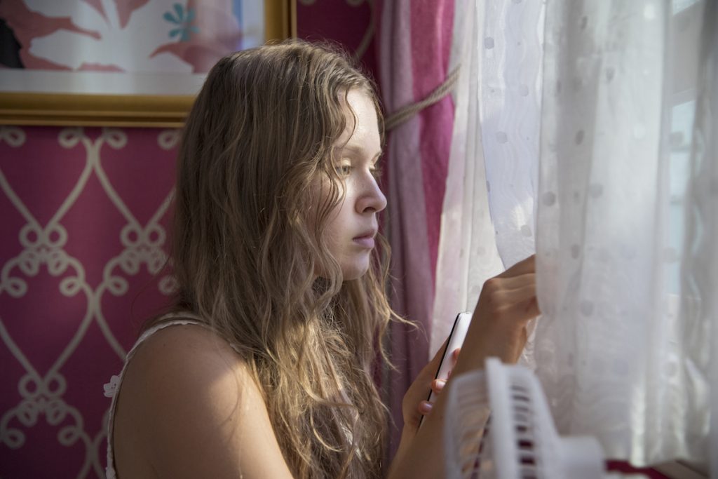 'Falling' – Sharp Objects episode 7 review – The HotCorn